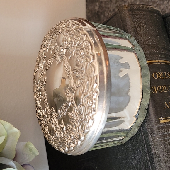 Vintage | Accessories | Vintage Art Deco Glass And Silver Vanity Powder ...